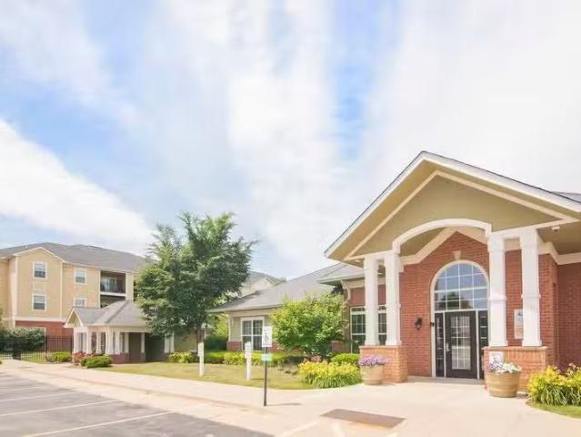 The Erving Nantucket Cove Apartment Homes