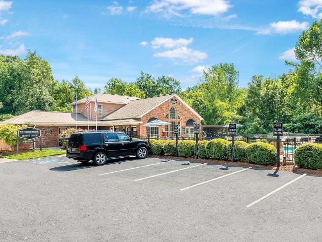 The Estates at Rock Hill 1 Bedroom Apartment for Rent at 2400 Celanese Road, Rock Hill, SC 29732