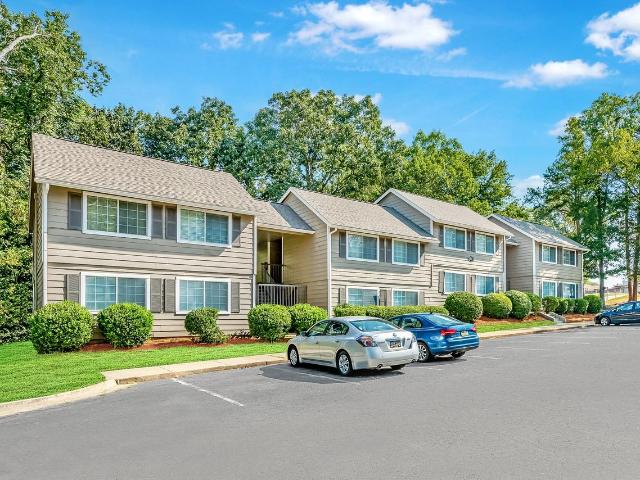 The Estates at Rock Hill 2 Bedroom Apartment for Rent at 2400 Celanese Road, Rock Hill, SC 29732
