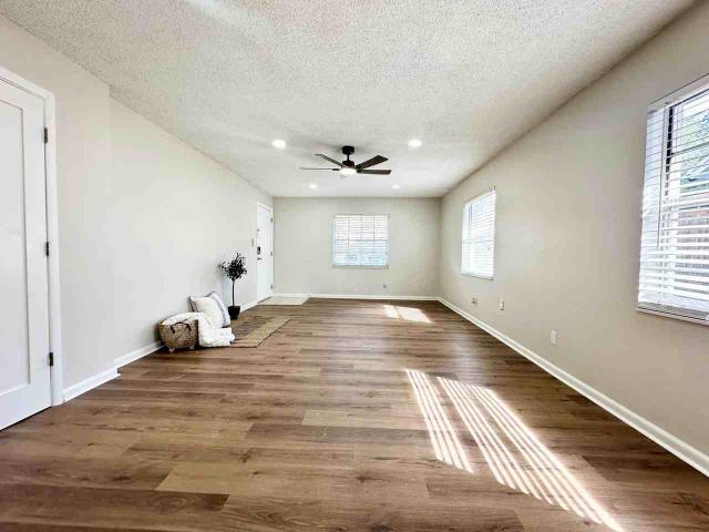 The Eulalie | 1 & 2 Bedroom Apartments in Orlando, FL 1 Bedroom Apartment for Rent at 526 S Eola Dr, Orlando, FL 32801 Lake Cherokee