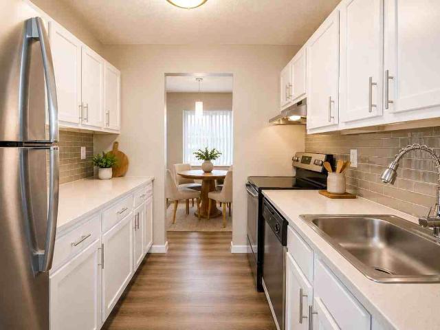 The Evalee Apartments 2 Bedroom Apartment for Rent at 5 Dorchester Dr, Pittsburgh, PA 15241