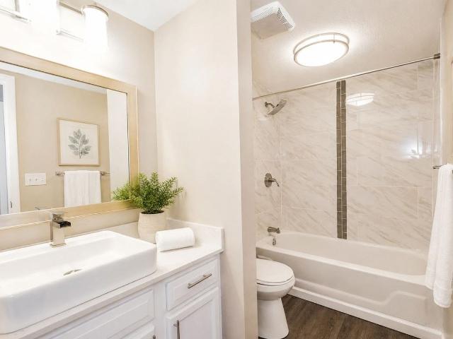 The Evalee Apartments 2 Bedroom Apartment for Rent at 5 Dorchester Dr, Pittsburgh, PA 15241