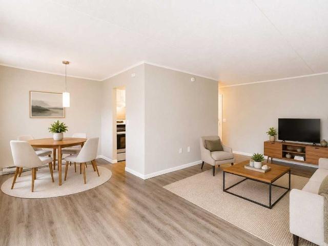 The Evalee Apartments 2 Bedroom Apartment for Rent at 5 Dorchester Dr, Pittsburgh, PA 15241