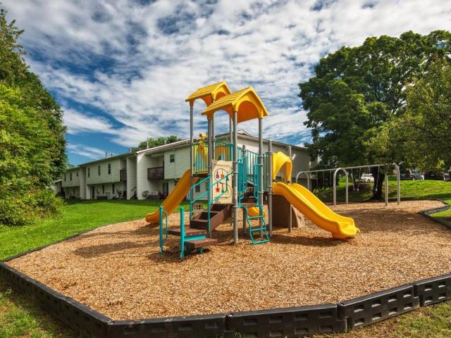 The Everett 1 Bedroom Apartment for Rent at 4356 Garst Mill Rd, Cave Spring, VA 24018 Cave Spring