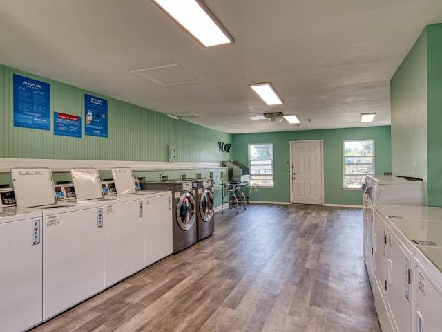 The Everett 1 Bedroom Apartment for Rent at 4356 Garst Mill Rd, Cave Spring, VA 24018 Cave Spring