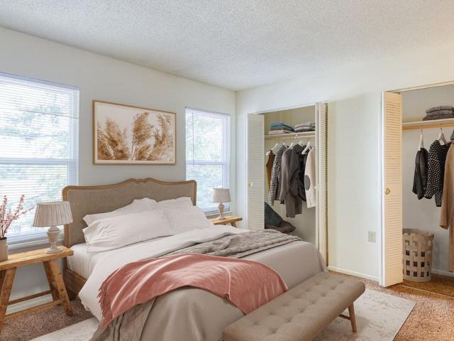 The Everett 2 Bedroom Apartment for Rent at 4356 Garst Mill Rd, Cave Spring, VA 24018 Cave Spring