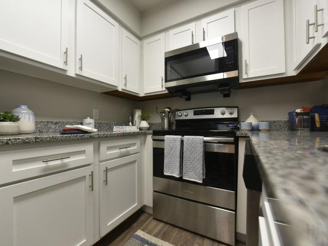 The Everly Apartments | Little Rock, AR 1 Bedroom Apartment for Rent at 2501 Riverfront Dr, Little Rock, AR 72202