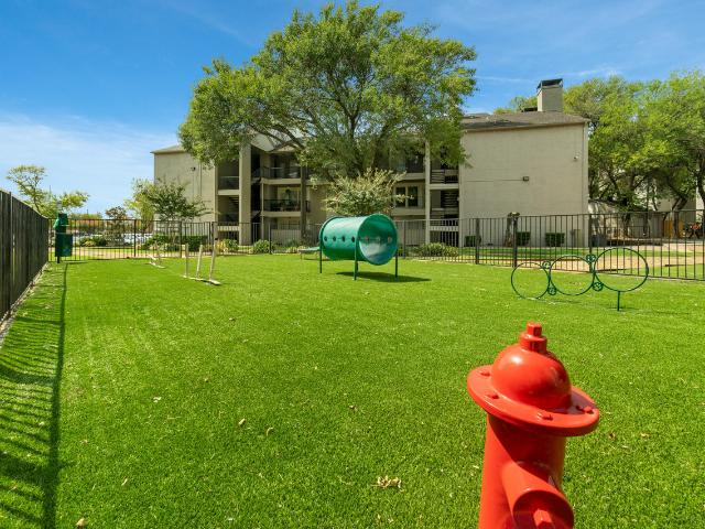The Everly 1 Bedroom Apartment for Rent at 9350 Skillman St, Dallas, TX 75243