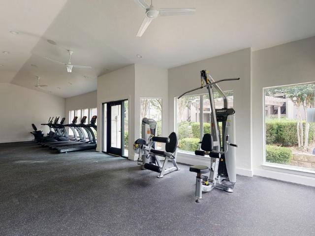 The Everly 1 Bedroom Apartment for Rent at 9350 Skillman St, Dallas, TX 75243