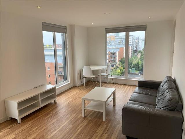 The Exchange, 8 Elmira Way, Salford. 2 bed flat to rent £1,275 pcm £294 pw