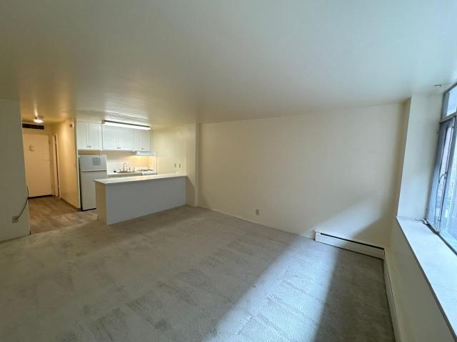 The Executive House Studio Apartment for Rent at 330 E 10th Ave, Denver, CO 80203 Capitol Hill