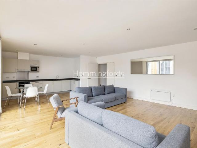 The Foundry, Dereham Place, Shoreditch EC2A, 2 bed flat to rent, £3,300 pcm | PrimeLocation