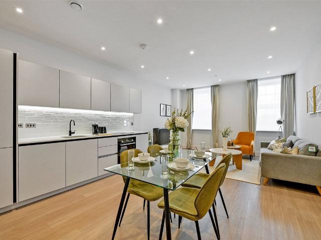 The Factory, Memorial Avenue, Slough, Berkshire SL1, 2 bed flat to rent, £2,100 pcm | PrimeLocation