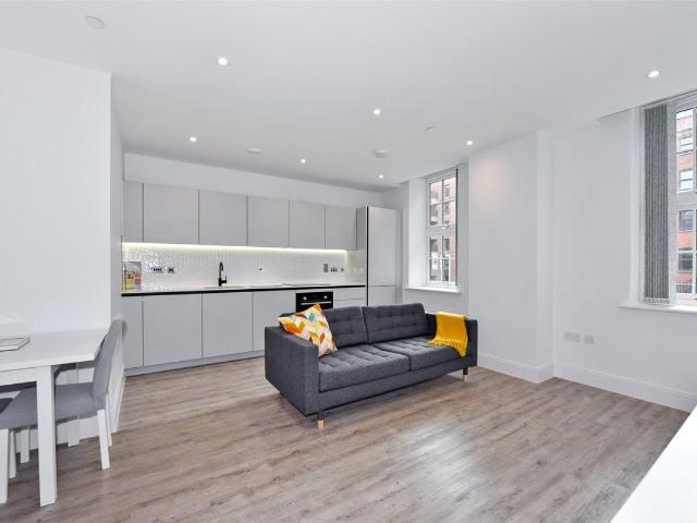 The Factory, Memorial Avenue, Slough SL1, 1 bed flat to rent, £1,400 pcm | PrimeLocation