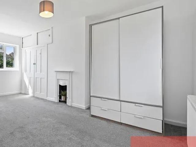The Fairway, London, W3 7PN, United Kingdom | 4 bed house for rent #131907290 | Rentberry