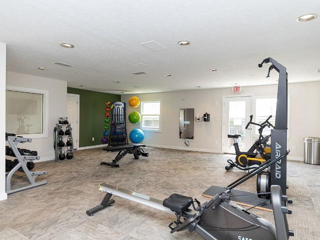 The Fairways at Valle Vista 2 Bedroom Apartment for Rent at 610 Paradise Ct, Greenwood, IN 46143