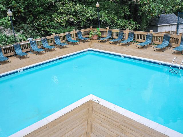 The Falls at Sope Creek Apartments 1 Bedroom Apartment for Rent at 1950 Roswell Rd, Marietta, GA 30068