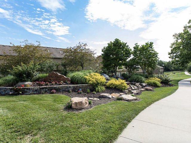 The Falls of Columbia 2 Bedroom Apartment for Rent at 136 E Old Plank Rd, Columbia, MO 65203