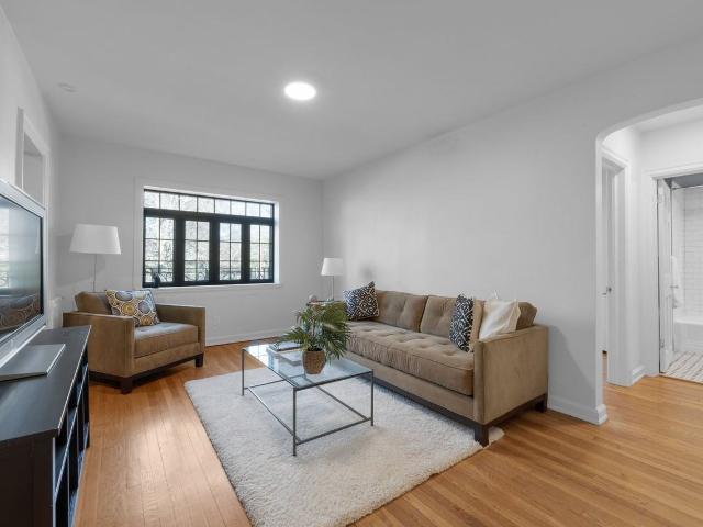 The Farber House 1 Bedroom Apartment for Rent at 451 E Town St, Columbus, OH 43215 Downtown Columbus