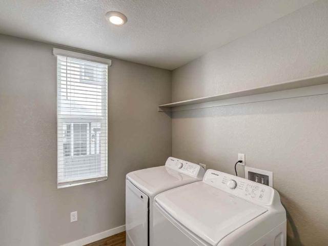 The Fillmore at Copperleaf 3 Bedroom Apartment for Rent at 4545 S Versailles Ct, Centennial, CO 80015 Copperleaf