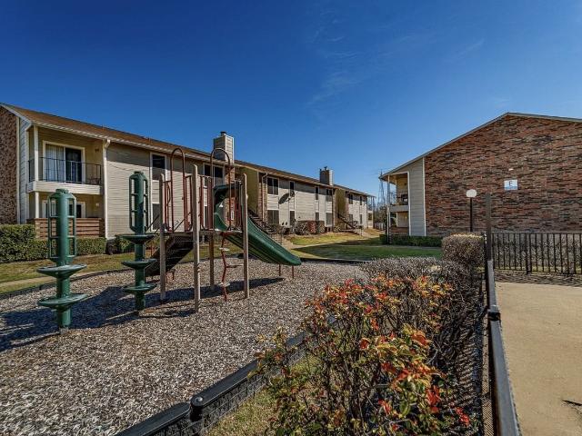 The Finley 1 Bedroom Apartment for Rent at 2359 Highland Rd, Dallas, TX 75228 Claremont