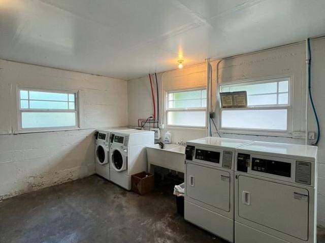 The Flying Dutchman by Star Metro 1 Bedroom Apartment for Rent at 1611 Se Belmont St, Portland, OR 97214 Buckman