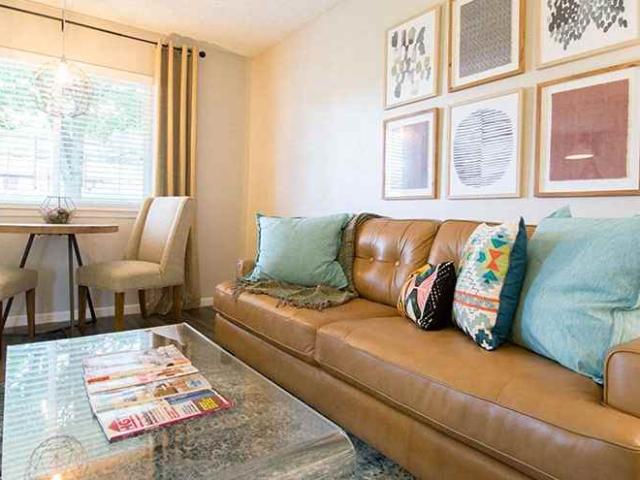 The Flats Apartments Studio Apartment for Rent at 3000 University Ave, West Des Moines, IA 50266