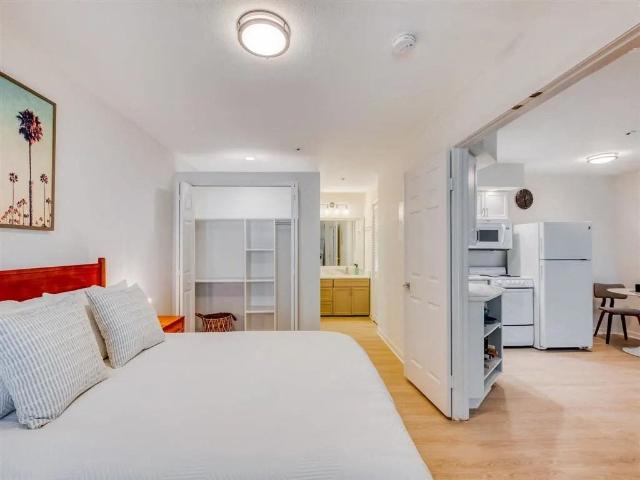 The Flats at Shady Grove Studio Apartment for Rent at 1380 Piccard Dr, Rockville, MD 20850