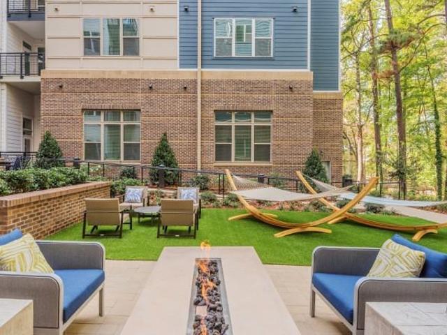 The Flats Exchange on Erwin Apartments Studio Apartment for Rent at 2610 Erwin Rd, Durham, NC 27705
