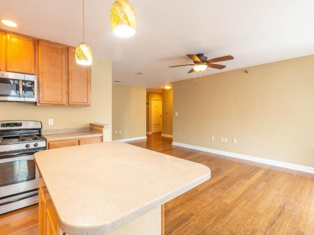 The Flats on Kirkwood 3 Bedroom Apartment for Rent at 425 E Kirkwood Ave, Bloomington, IN 47408 Old Northeast