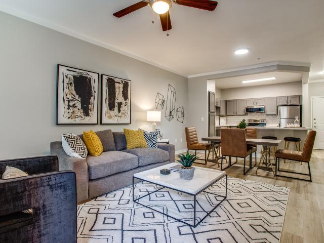 The Franklin at Samuels Ave 1 Bedroom Apartment for Rent at 520 Samuels Ave, Ft Worth, TX 76102