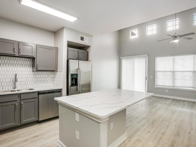 The Franklin at Samuels Ave 2 Bedroom Apartment for Rent at 520 Samuels Ave, Ft Worth, TX 76102