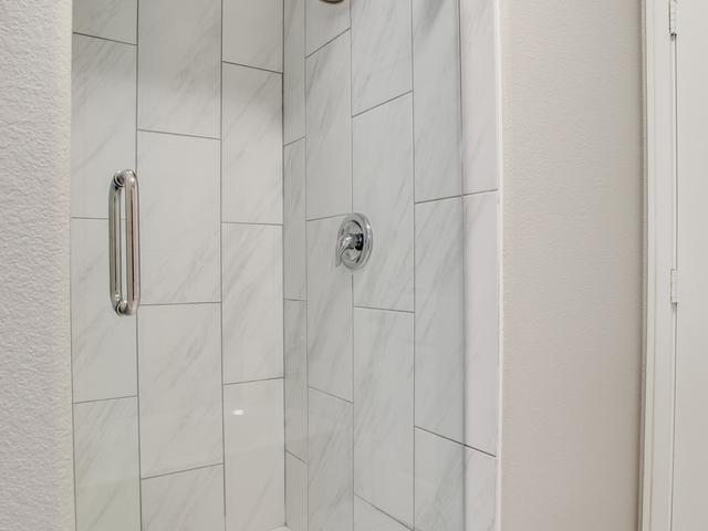 The Franklin at Samuels Ave 2 Bedroom Apartment for Rent at 520 Samuels Ave, Ft Worth, TX 76102