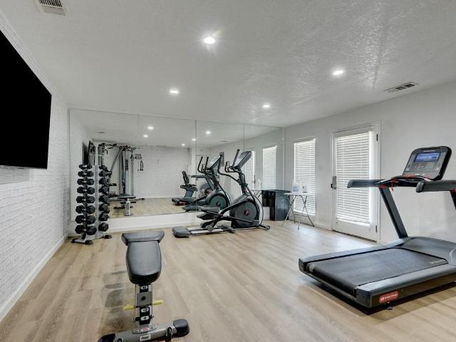 The Fredd 1 Bedroom Apartment for Rent at 9109 Dartbrook Dr, San Antonio, TX 78240