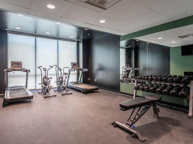 The Frisbie 1 Bedroom Apartment for Rent at 750 E Broad St, Columbus, OH 43205 King Lincoln Bronzeville