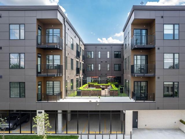 The Frisbie 1 Bedroom Apartment for Rent at 750 E Broad St, Columbus, OH 43205 King Lincoln Bronzeville