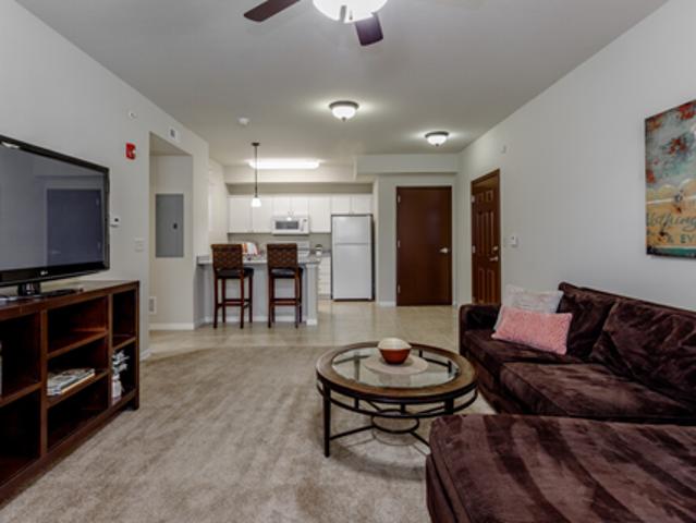 The Frontier West Lawrence 1 Bedroom Sunroom