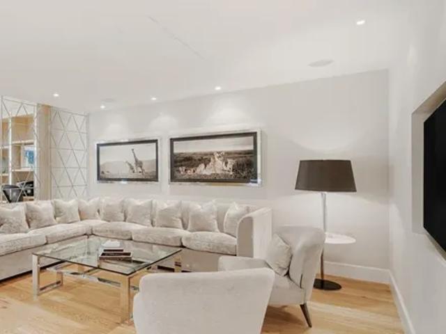 The Knightsbridge, 199 Knightsbridge, London, SW7 1DN, United Kingdom | 2 bed apartment for rent #139542976 | Rentberry