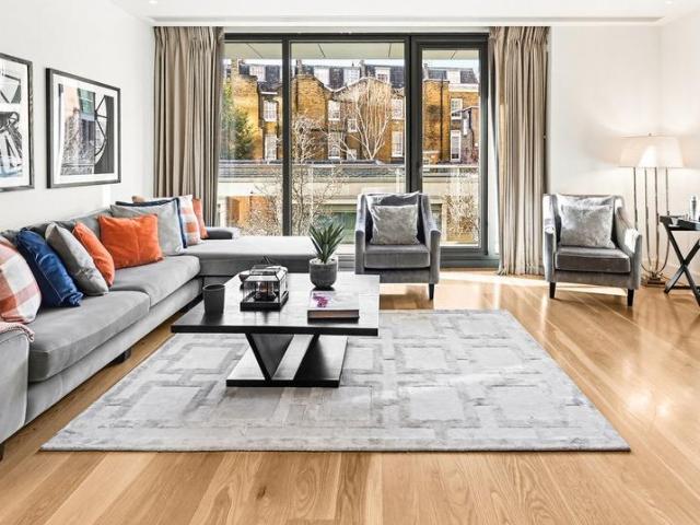 The Knightsbridge Apartments, 199. 3 bed house to rent £21,450 pcm £4,950 pw