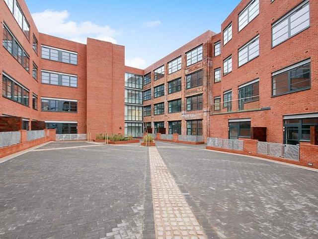 The Kettleworks, Pope Street. 2 bed apartment to rent £1,175 pcm £271 pw