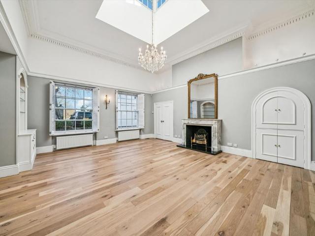 The Keir, London, SW19 3 bed flat to rent £6,900 pcm £1,592 pw