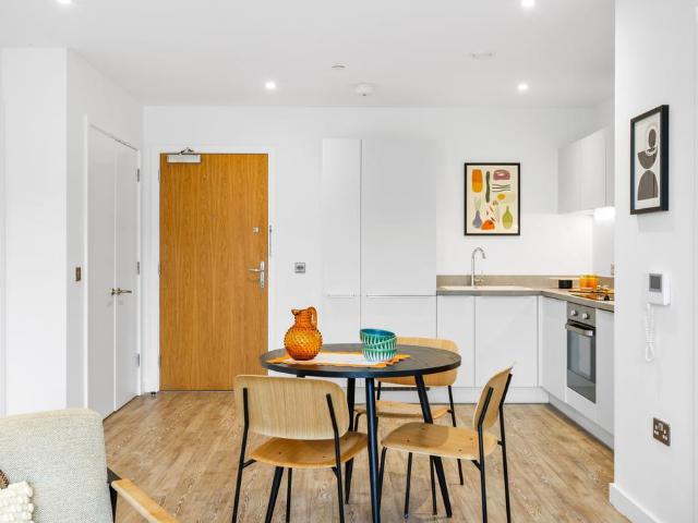 The Kell, Gillingham Gate Road. 1 bed flat to rent £1,245 pcm £287 pw