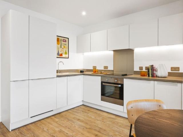 The Kell, Gillingham Gate Road. 1 bed flat to rent £1,275 pcm £294 pw
