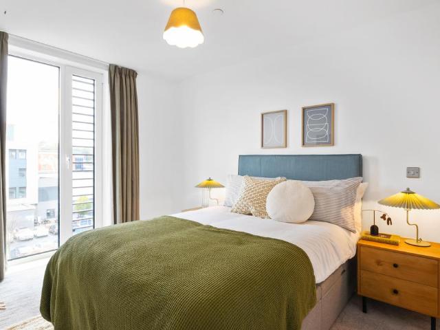 The Kell, Gillingham Gate Road. 1 bed flat to rent £1,365 pcm £315 pw