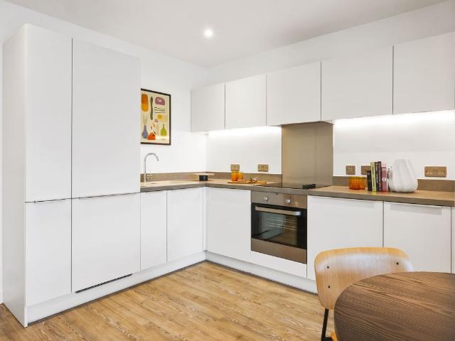 The Kell, Gillingham Gate Road, Gillingham ME4, 1 bed flat to rent, £1,325 pcm | PrimeLocation