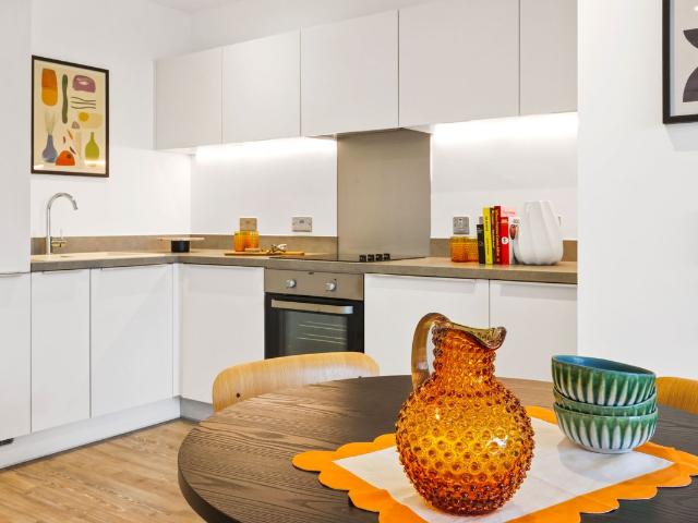 The Kell, Gillingham Gate Road, Gillingham ME4, 2 bed flat to rent, £1,465 pcm | PrimeLocation