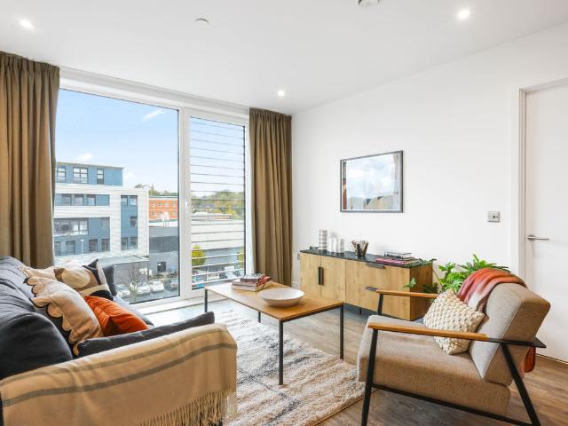 The Kell, Gillingham Gate Road, Gillingham ME4, 2 bed flat to rent, £1,595 pcm | PrimeLocation