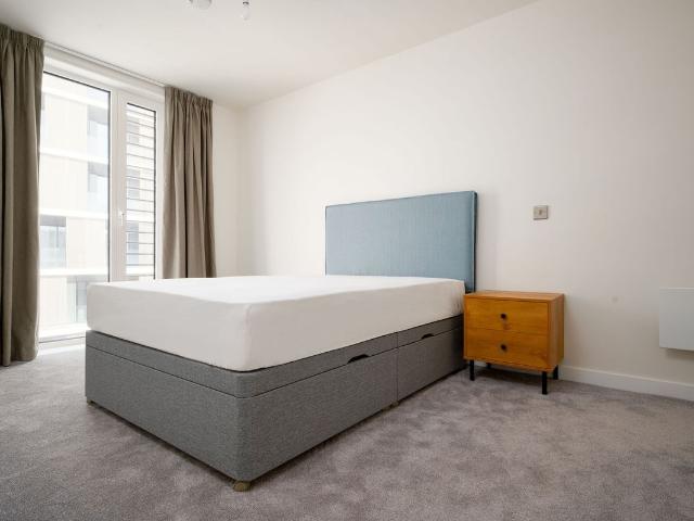 The Kell, Gillingham Gate Road, Gillingham ME4, 3 bed flat to rent, £1,935 pcm | PrimeLocation