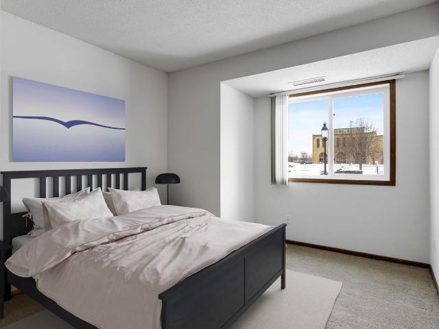 The Kendrick 1 Bedroom Apartment for Rent at 1351 Carling Dr, St. Paul, MN 55108 Energy Park