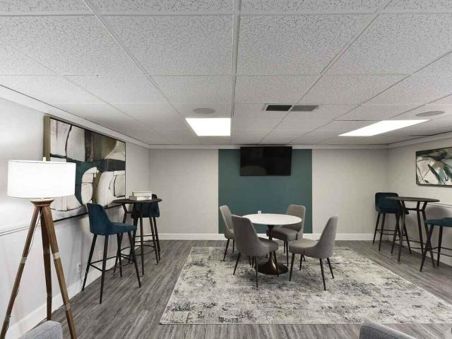 The Kensington of Louisville 2 Bedroom Apartment for Rent at 6100 Ledgewood Pkwy, Louisville, KY 40214